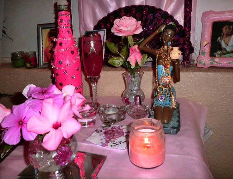 The Lwas – Spellbinding Sisters